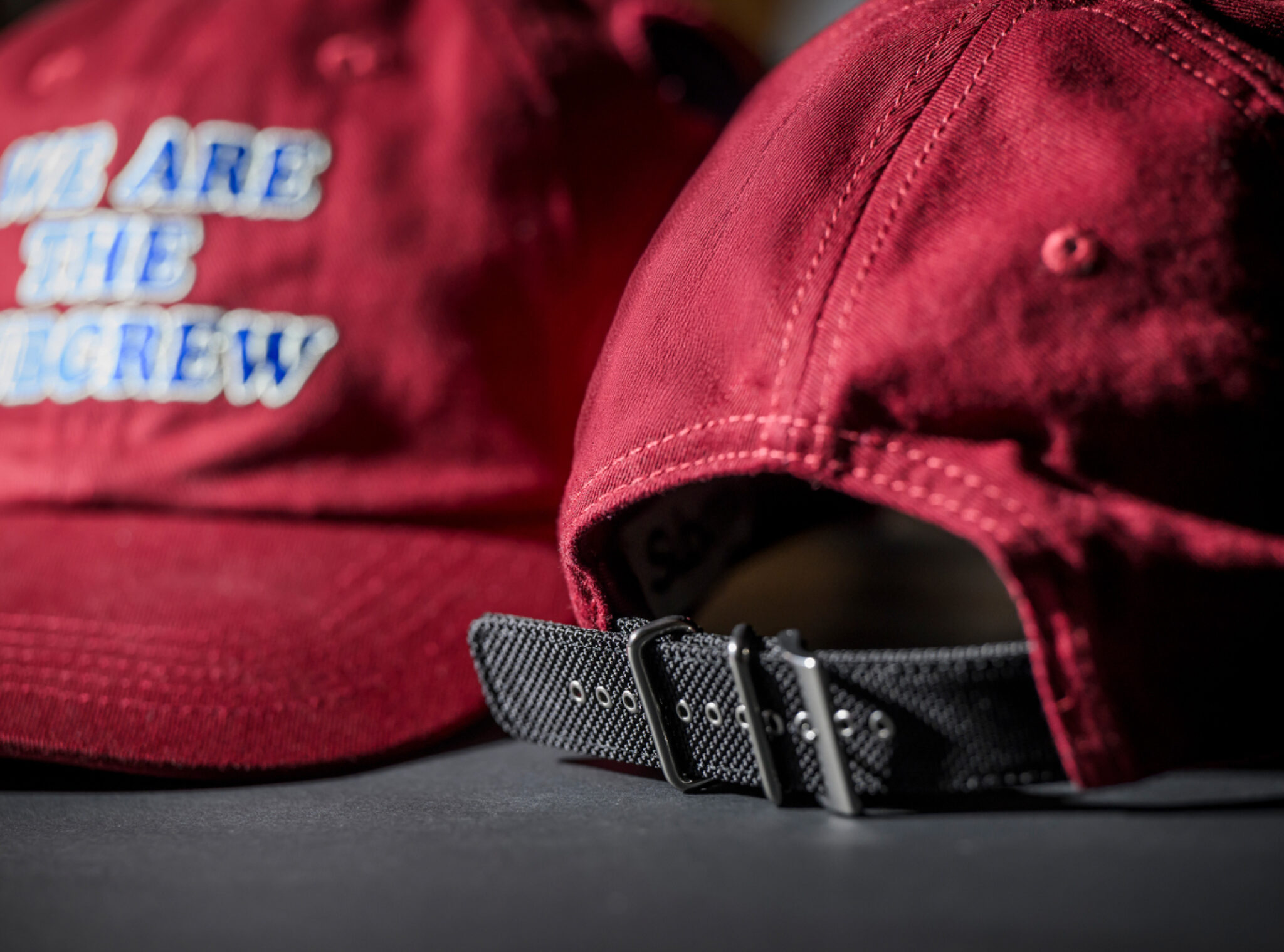 Here's a closer look at the baseball cap included with the GM ...