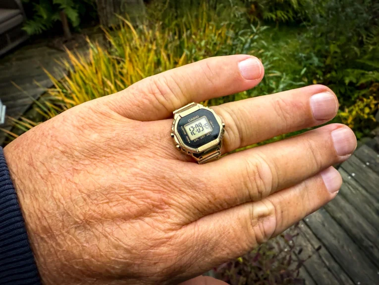 WatchDavid posts closeup video of the gold Casio CRW-001G-9 ring watch ...
